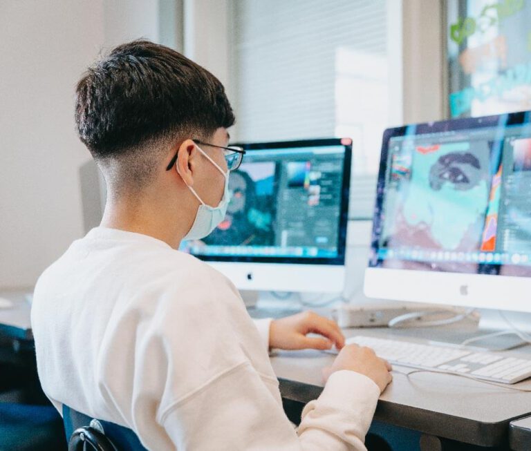 CTE Digital Media , Kelvyn Park Junior & Senior High School